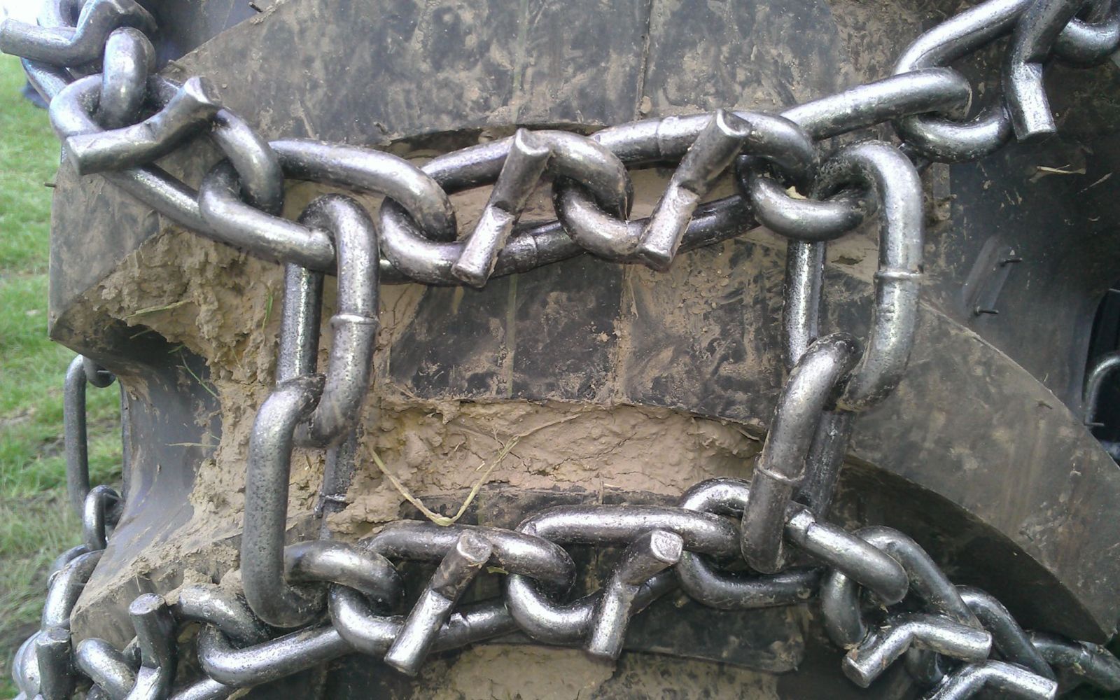 DUO227V V-bar Duo-Grip Farm Tractor Chains | Bluejay Industrial Inc ...